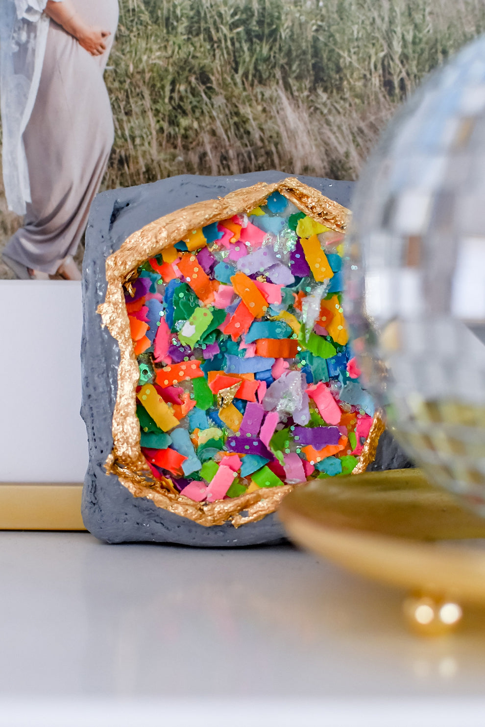 Confetti Geode 021 (Original Art, 3"x3") – The Confetti Bar